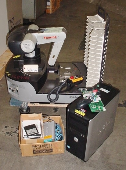 UCSD Surplus Sales Online - SAMPLE PLATE HANDLER: ROBOTIC